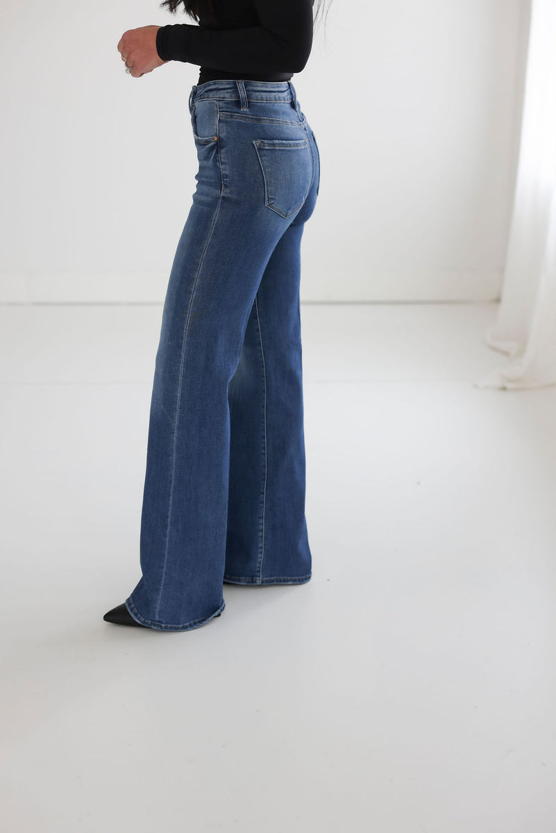 Cynthia Risen Flare Jean – Lauriebelles