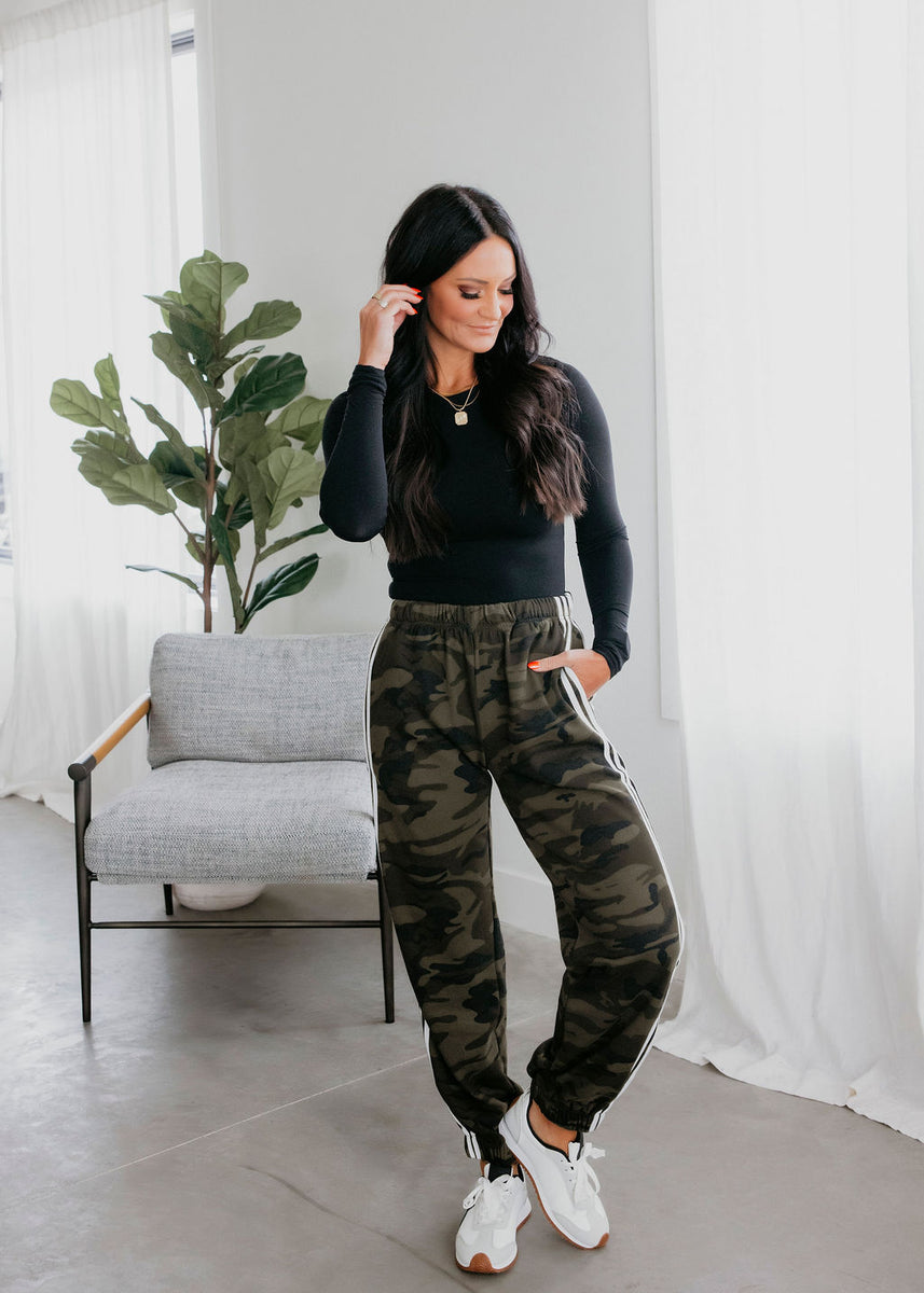 Side Lines Track Pants – Lauriebelles