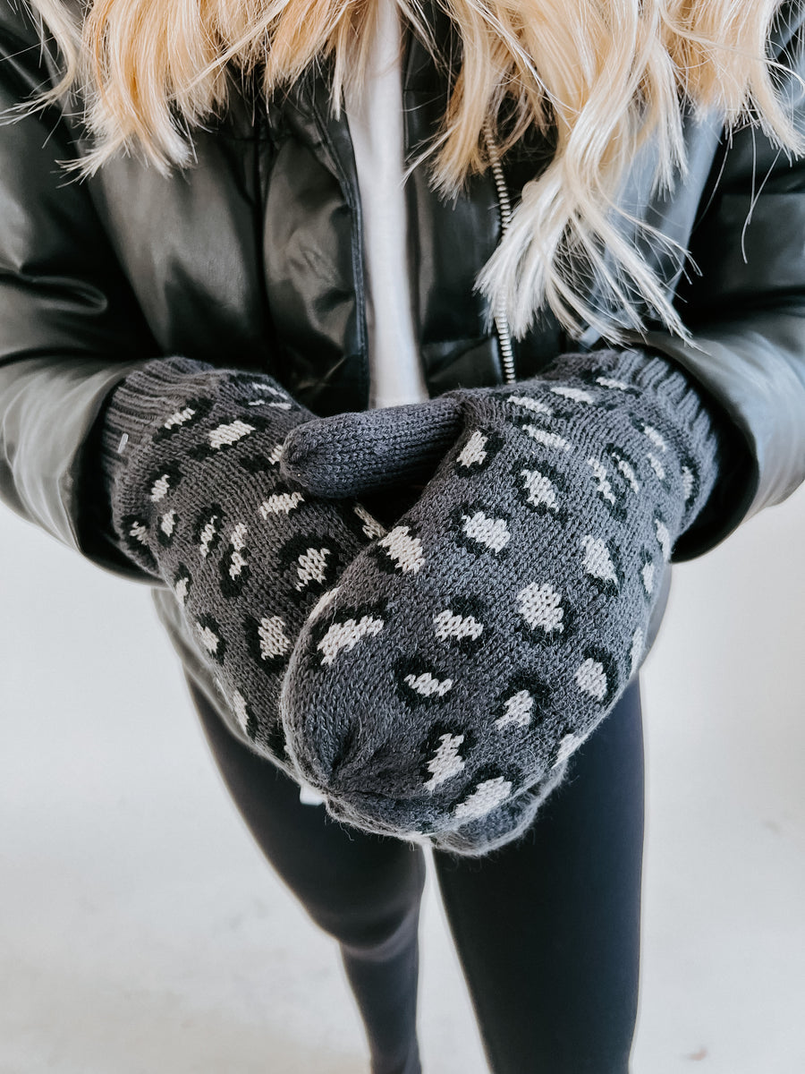 Spotted Leopard Print Mittens – Lauriebelles